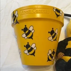 Anne Geddes | Accents | Anne Geddes Yellow Bee Baby Doll In Planter ...